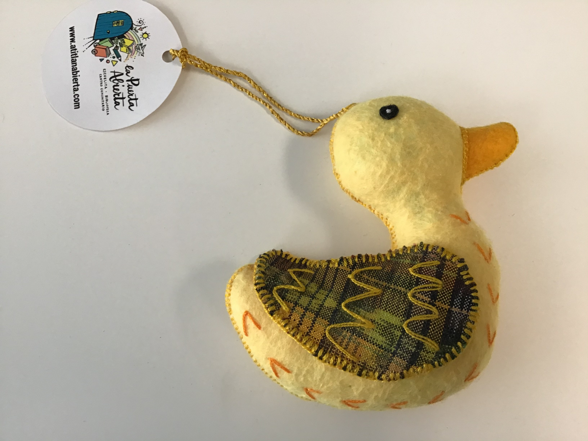 Duck – Resilient Threads Guatemala